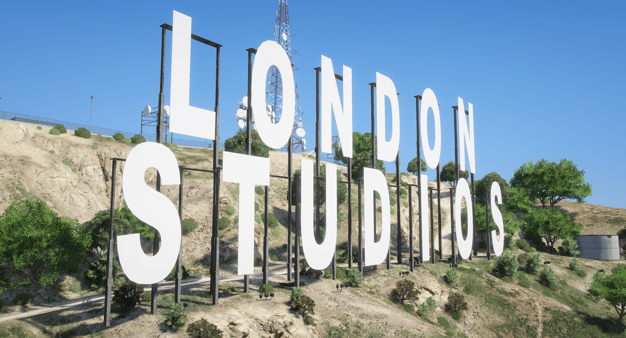 Custom Vinewood Sign V2 | London Studios