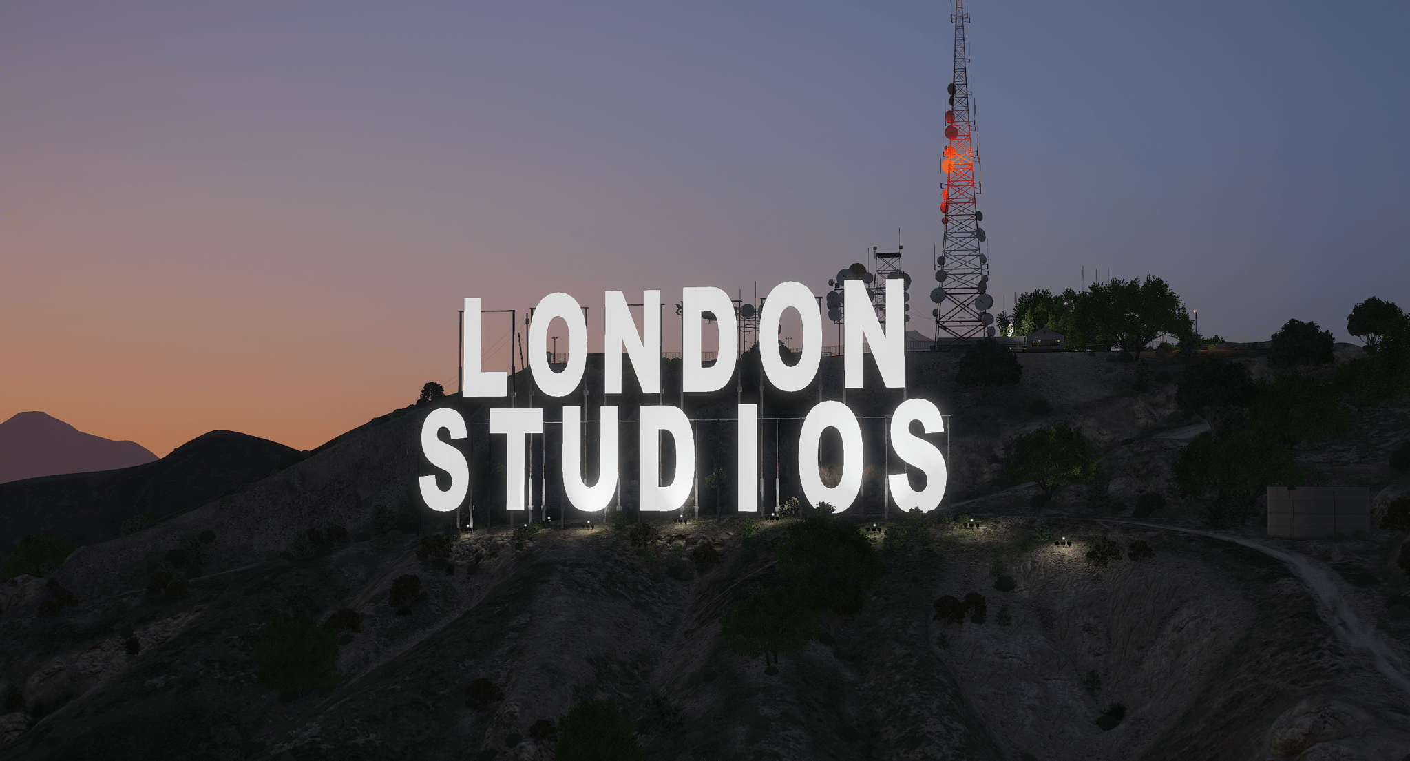 Custom Vinewood Sign V2 | London Studios